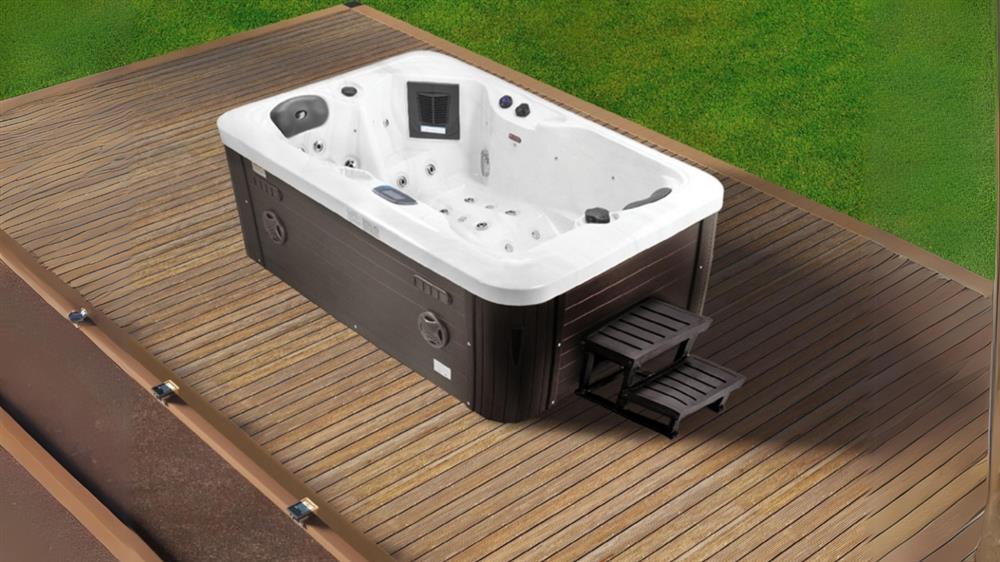 Smart Bathroom Accessories for a Luxe Spa Experience