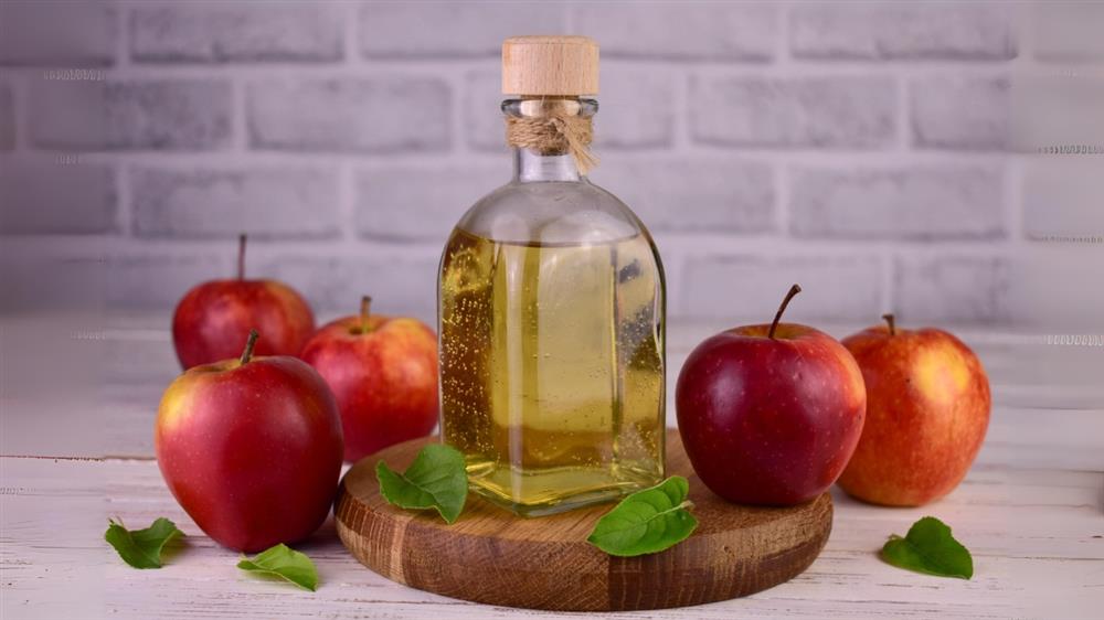 5 Easy Methods to Remove Hard Water Stains in Shower