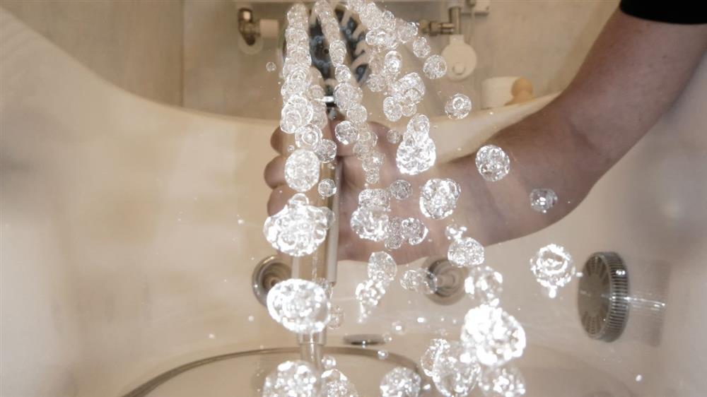 Saving Water with Style: Low-Flow Showerheads Explained