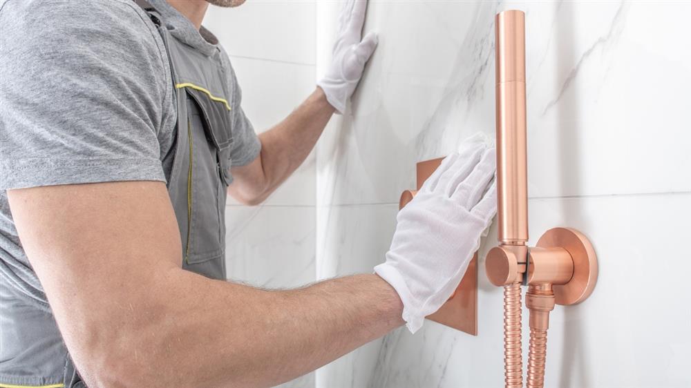 8 Essential Tasks for Seasonal Shower Maintenance