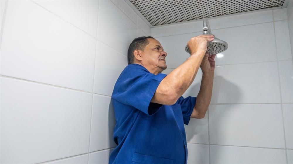 8 Essential Tasks for Seasonal Shower Maintenance