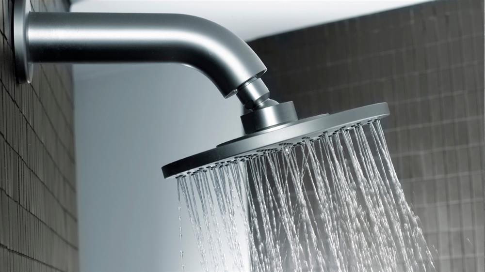 8 Essential Tasks for Seasonal Shower Maintenance