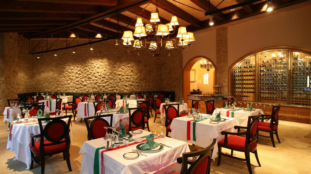 9 Lighting Ideas to Enhance Your Restaurant's Ambiance
