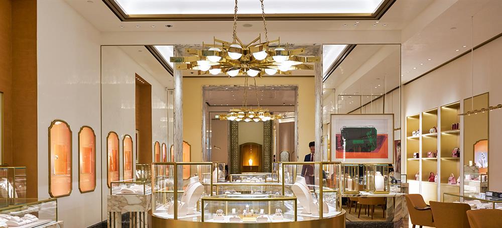 Showroom Lights Guide to Illuminate Your Space | Jaquar