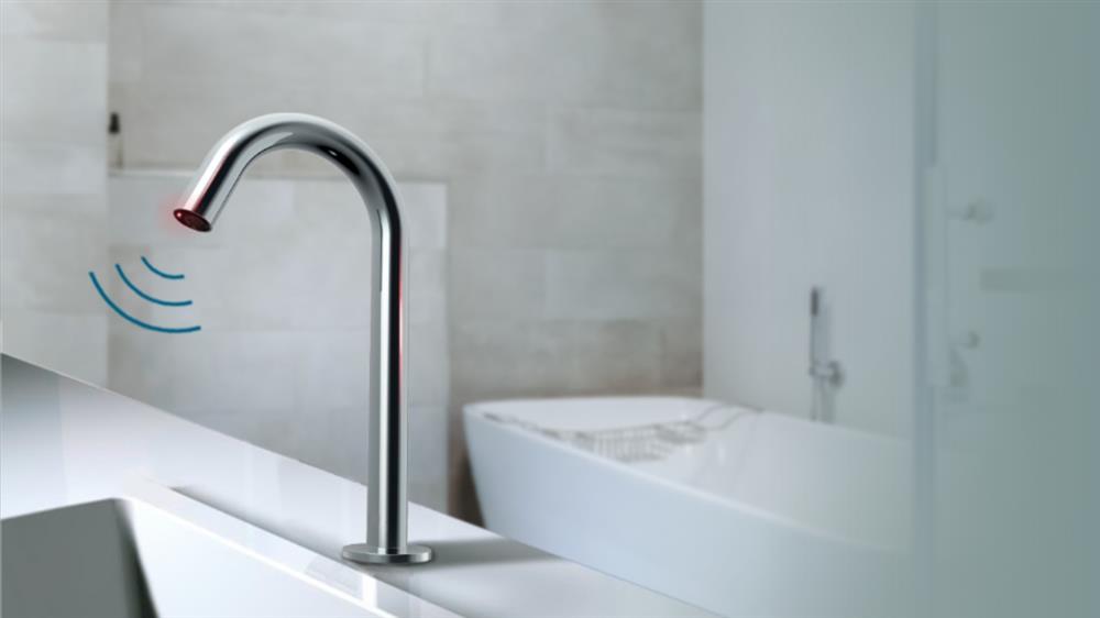 Integrating Smart Faucets for Modern Home