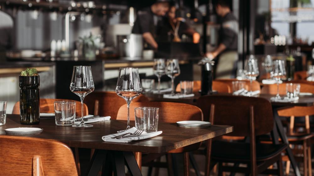 9 Lighting Ideas to Enhance Your Restaurant's Ambiance