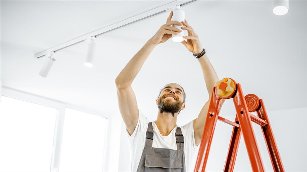 Guide to Motion-Sensor Bathroom Lights - Jaquar