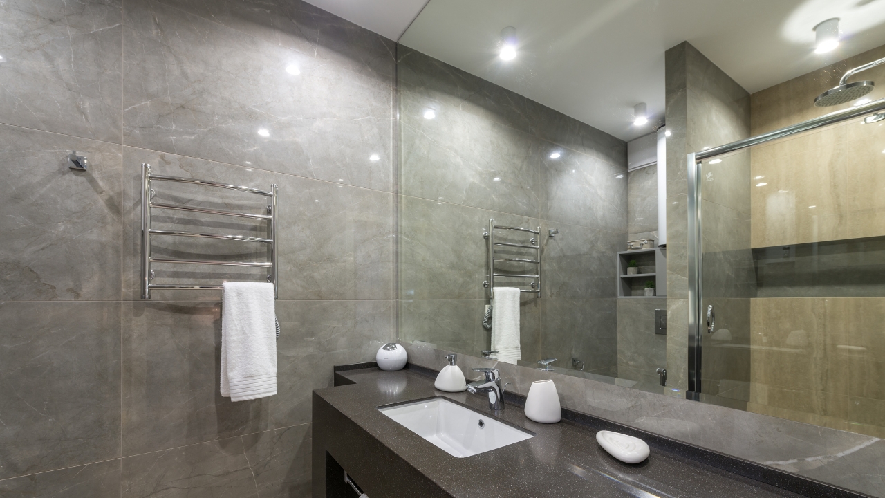 Best Bathroom LED Lights | Complete Lighting Guide